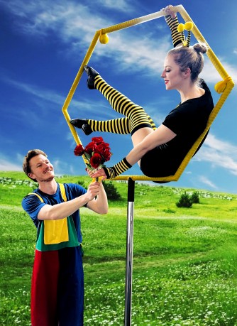 Bee-yond the Garden Gate | Fool's Paradise